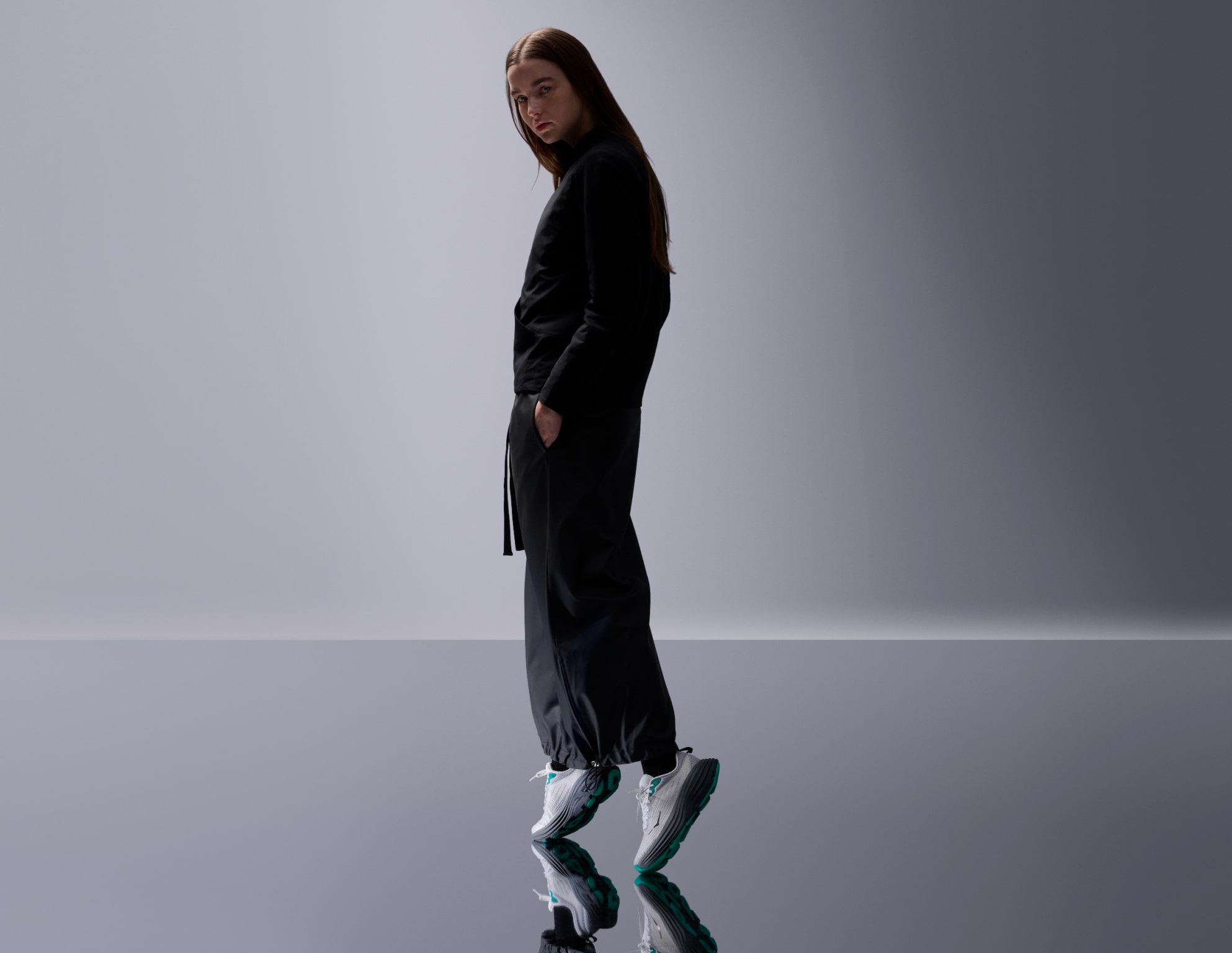 HOKA ONE ONE® Stealth/Tech Bondi 8 for | HOKA ONE ONE®