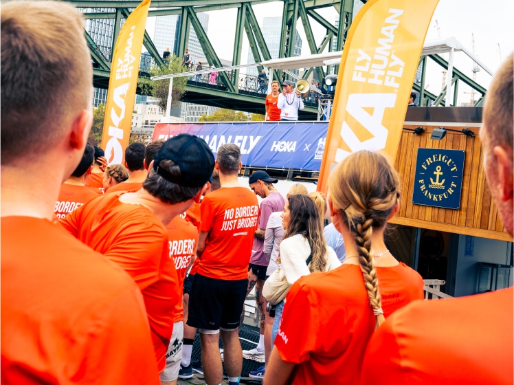 HOKA® Laufschuhe für Herren und Damen | Offiziell HOKA® Deutschland