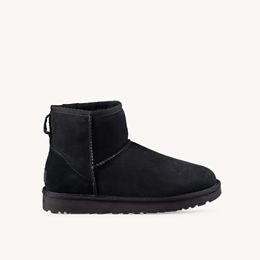 Offizielle UGG® Deutschland Webseite | UGG® Stiefel, Hausschuhe & Slides