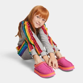 UGG® Official | Boots, Slippers & Shoes | Free Shipping & Returns